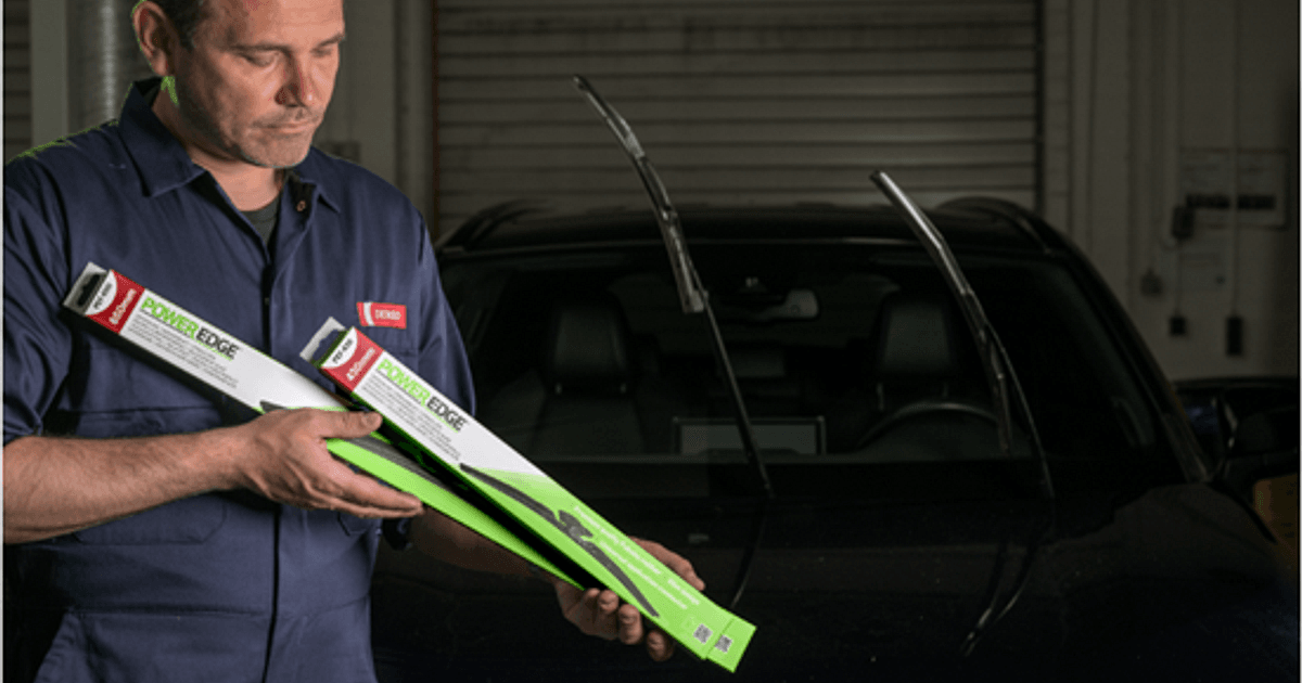 PowerEdge wiper blades winter tips | DENSO