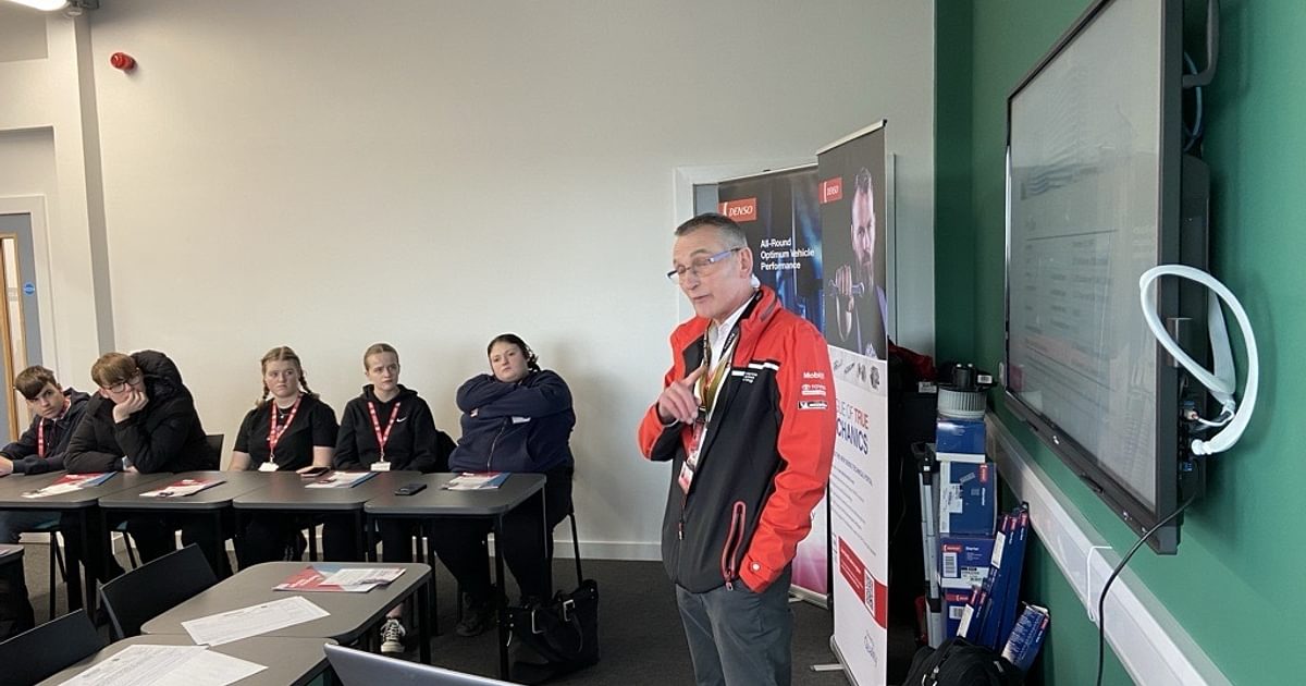 DENSO teams up with Castleford College | DENSO